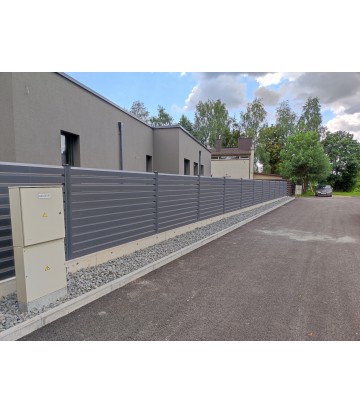 Skardinė tvora Rombas