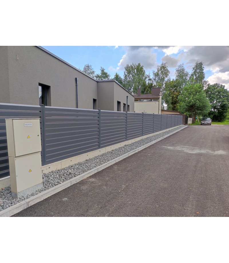 Skardinė tvora Rombas