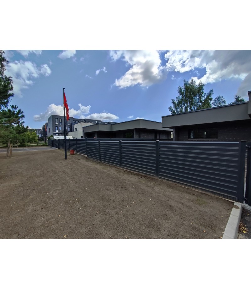 Skardinė tvora Rombas